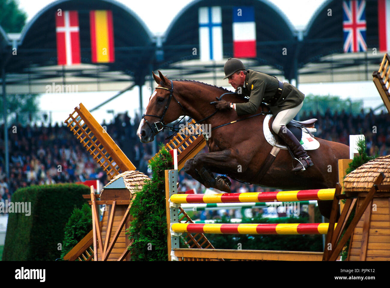 John ledingham hi-res stock photography and images - Alamy