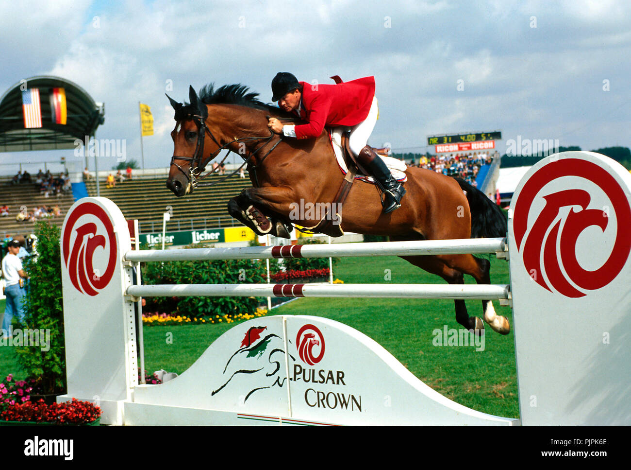 Aachen crown hi-res stock photography and images - Alamy