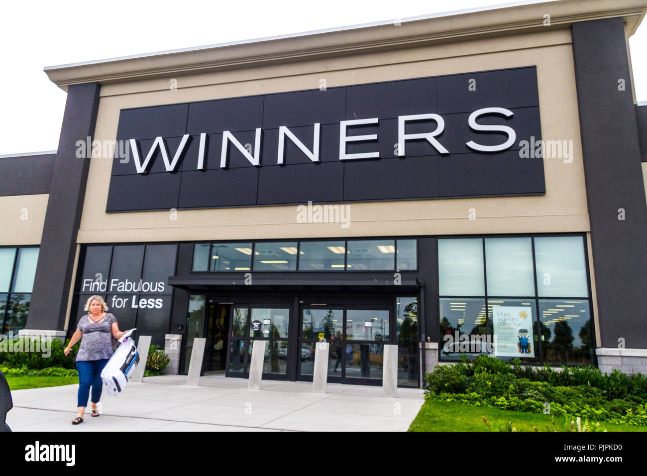 Bc ferries logo hi-res stock photography and images - Alamy