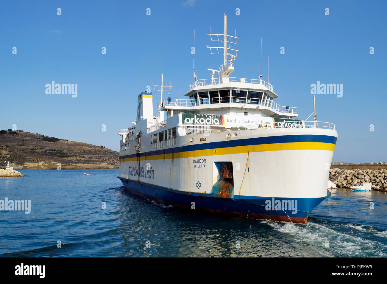 Ship channel island hi-res stock photography and images - Alamy