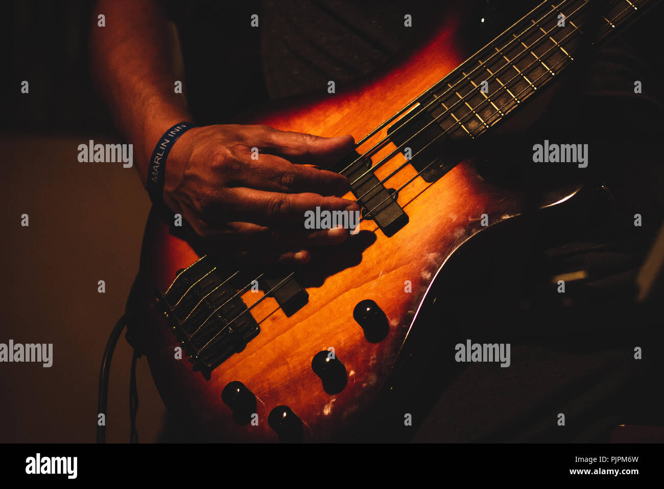 Guitar setup hi-res stock photography and images - Alamy