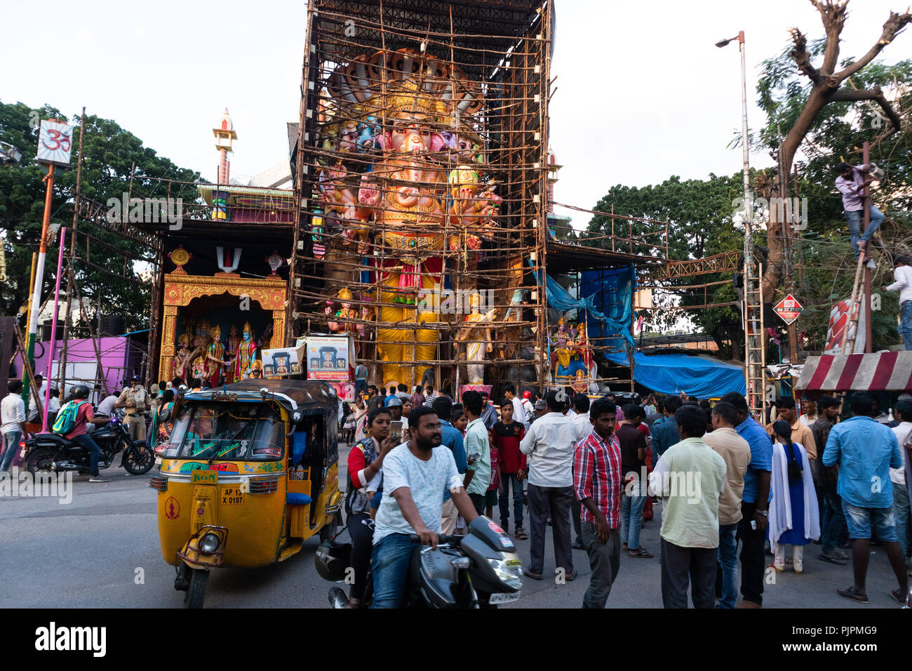 Hyderabad,India. 08th September,2018.People at 57 feet tall idol of ...