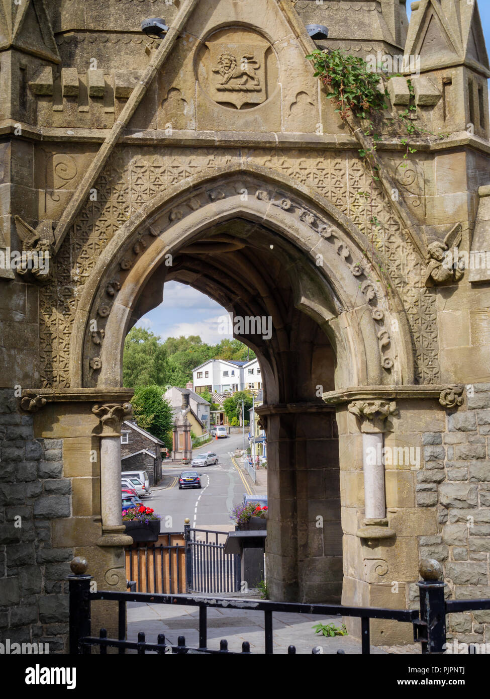 Machynlleth market town hi-res stock photography and images - Alamy