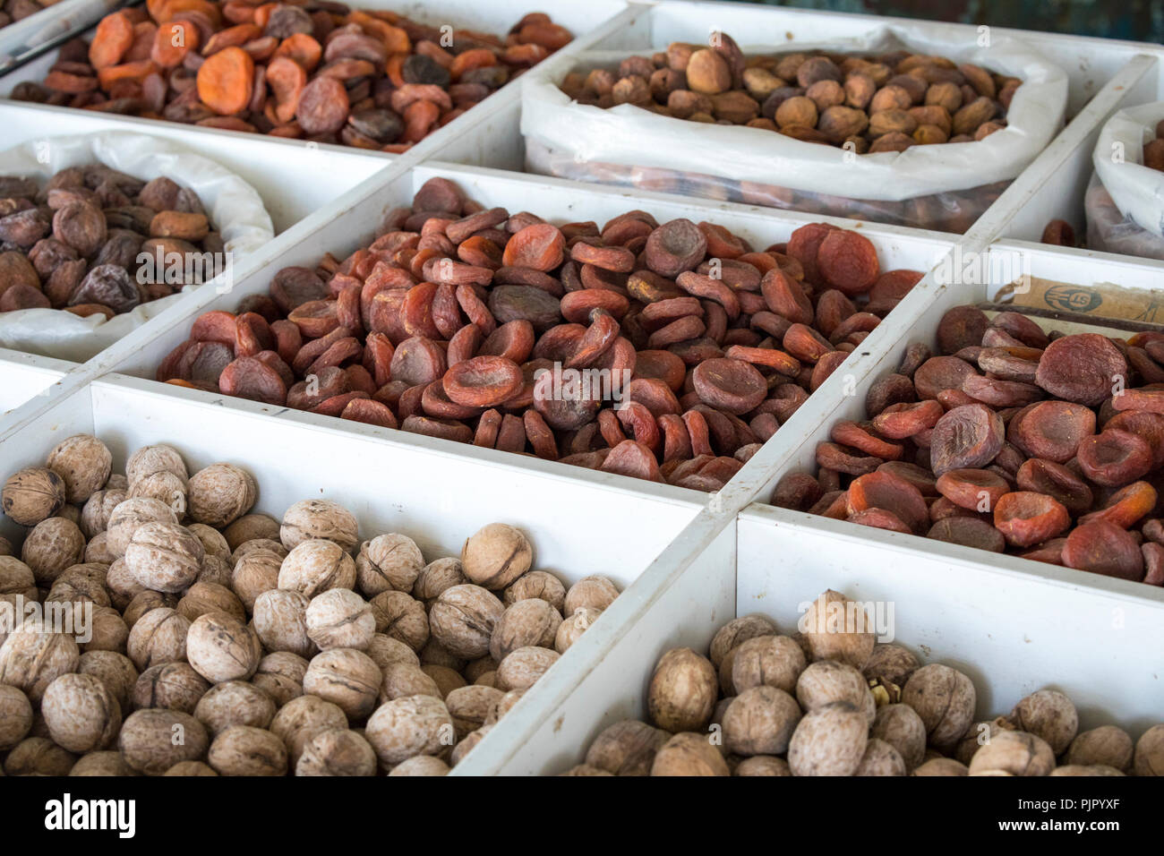 Dried fruits and nuts on local food market in Tashkent, Uzbekistan ...