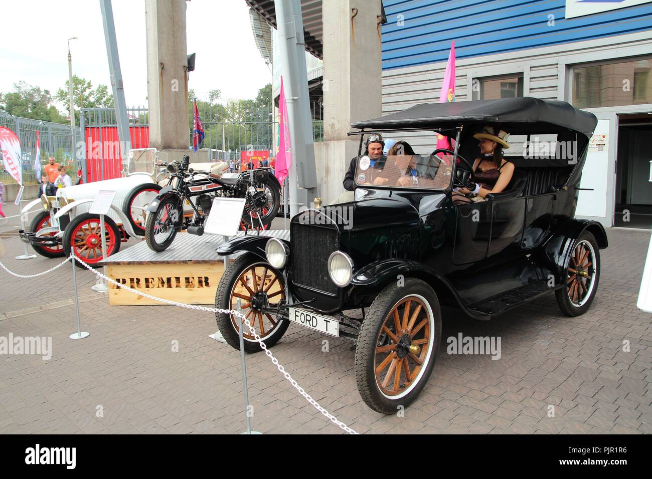 Retromotorfest, Vintage car festival Stock Photo - Alamy