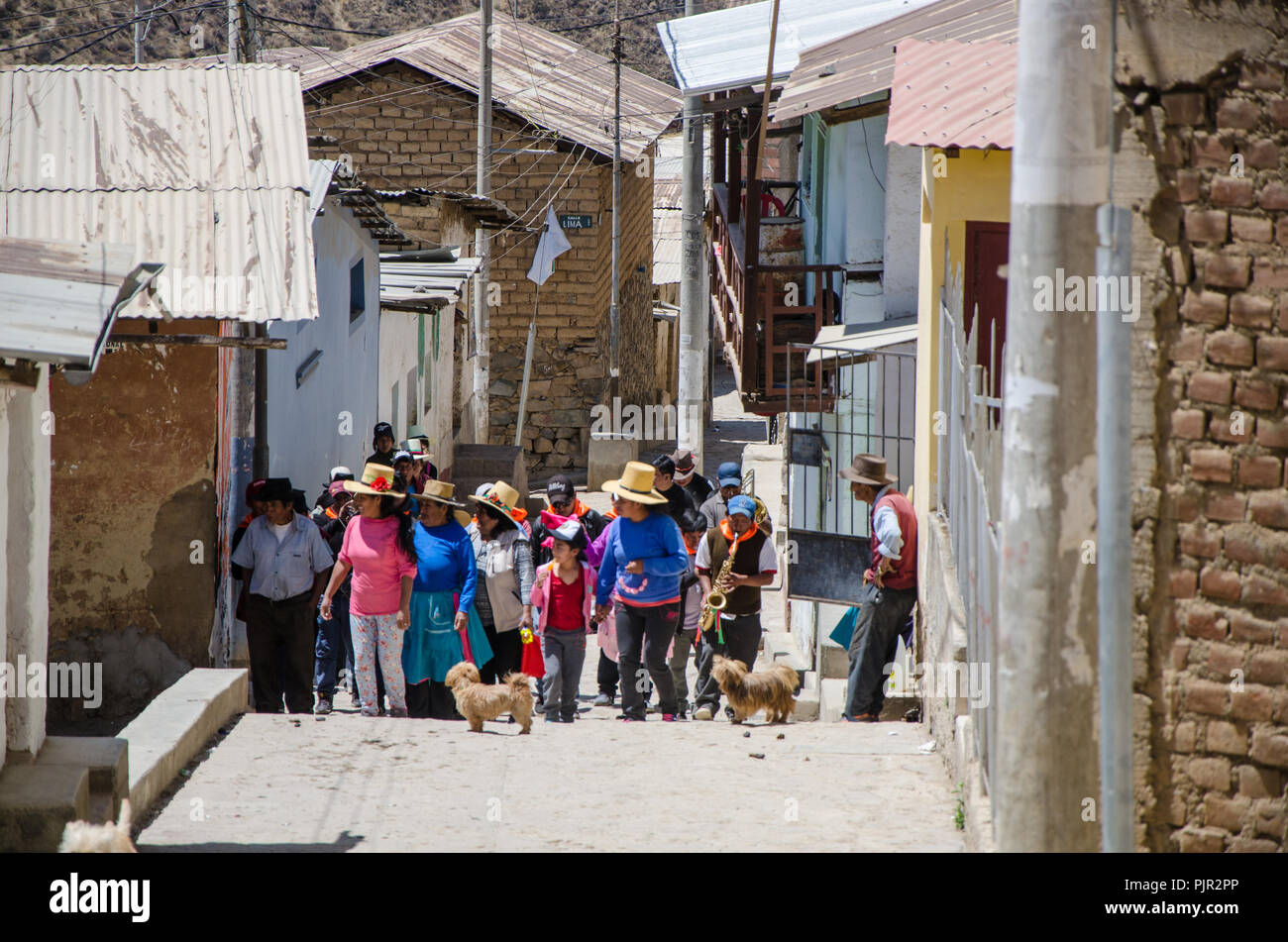 Procession of colorful people hi-res stock photography and images - Alamy