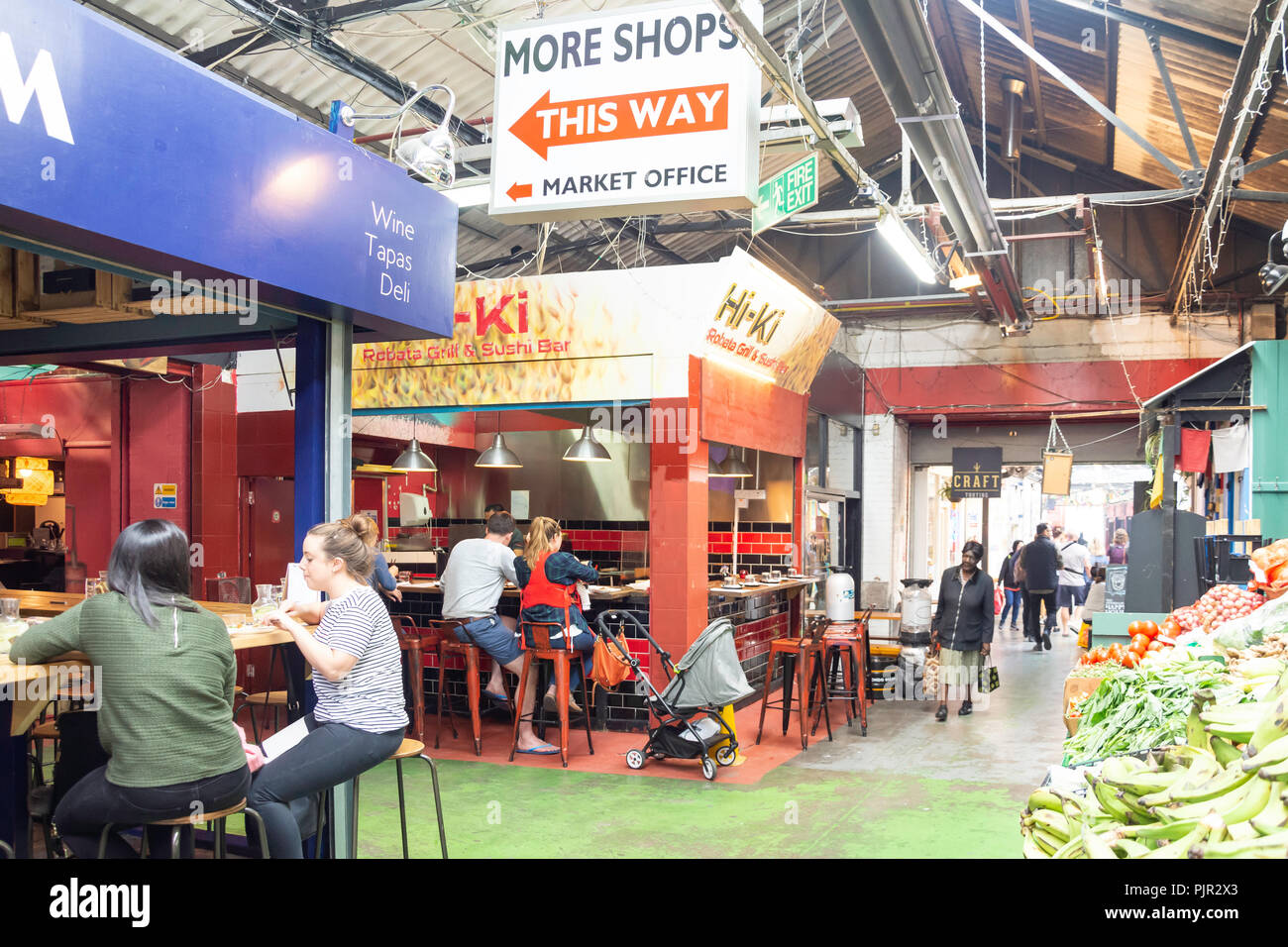 Tooting broadway hi-res stock photography and images - Alamy