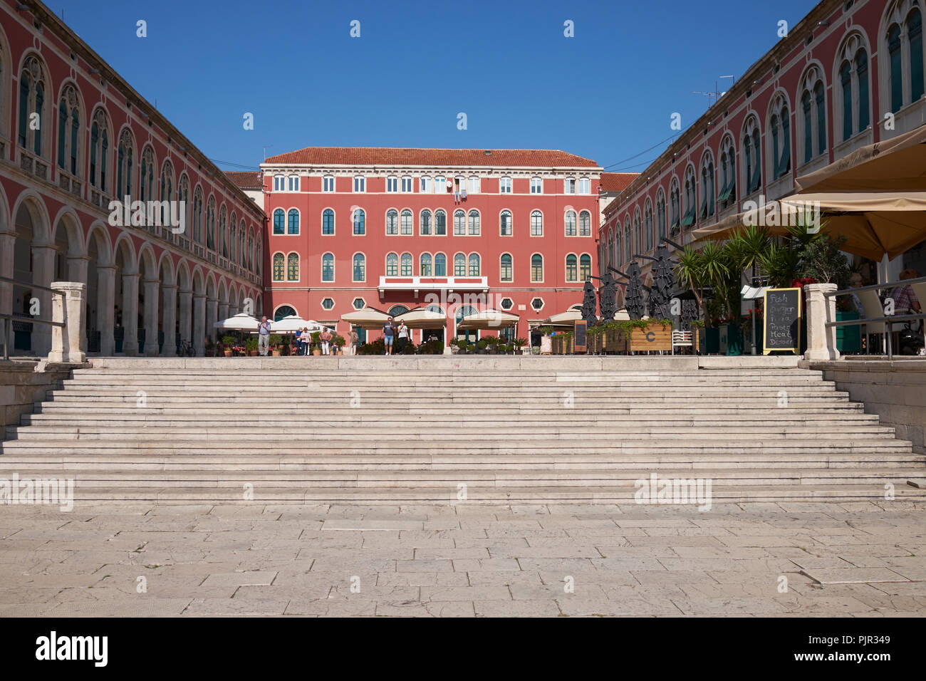 Republic Square (Trg Republike), also known as Prokurative Square ...