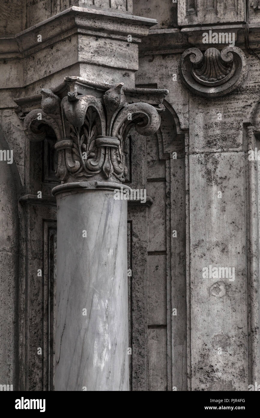 Style in rome hi-res stock photography and images - Alamy