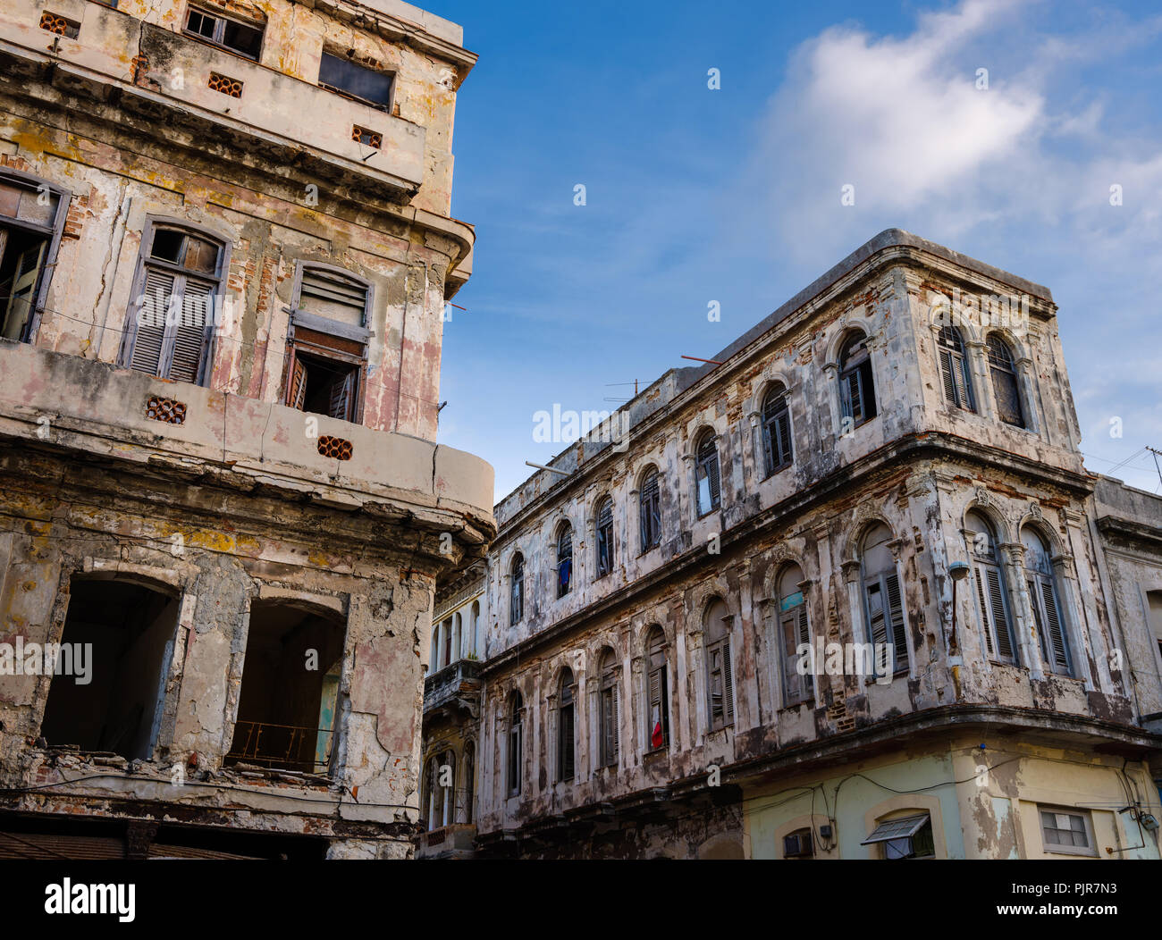 Havana cuba building hi-res stock photography and images - Alamy