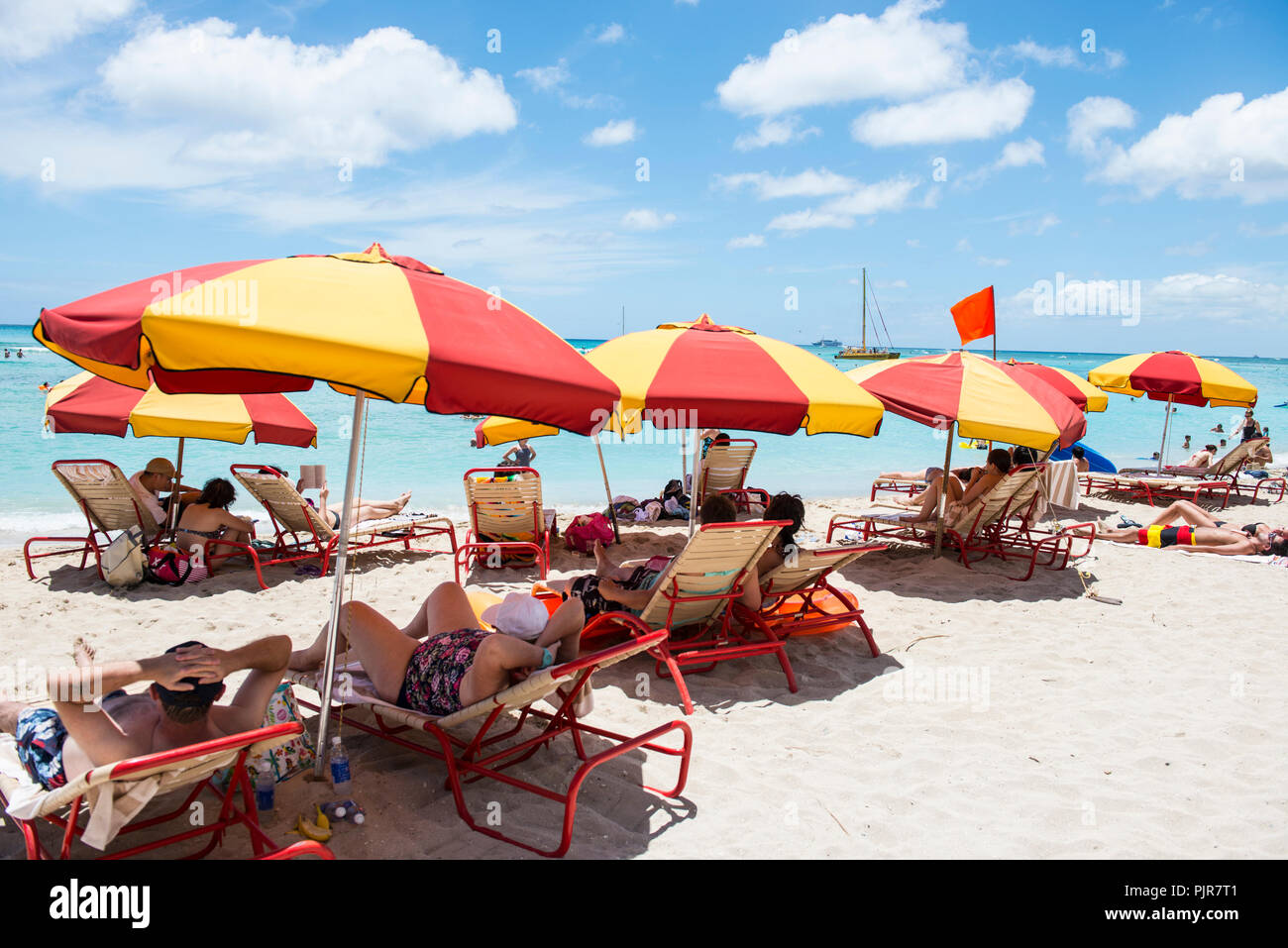 Beach goers at Waikiki, Hawaii Stock Photo - Alamy