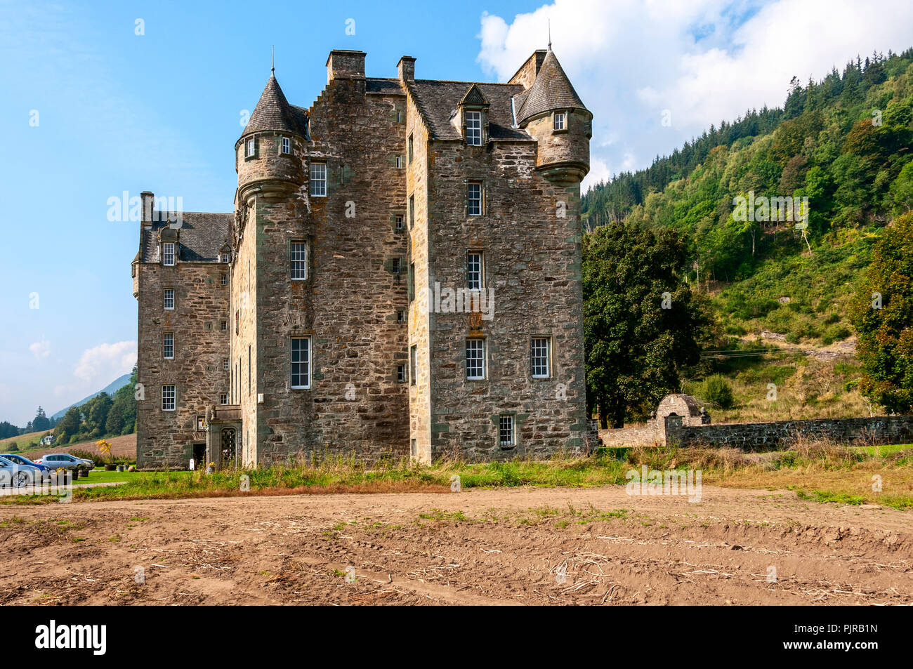 Rectangular towers medieval hi-res stock photography and images - Alamy