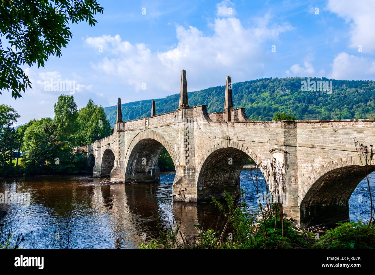 Wades bridge river tay aberfeldy hi-res stock photography and images ...