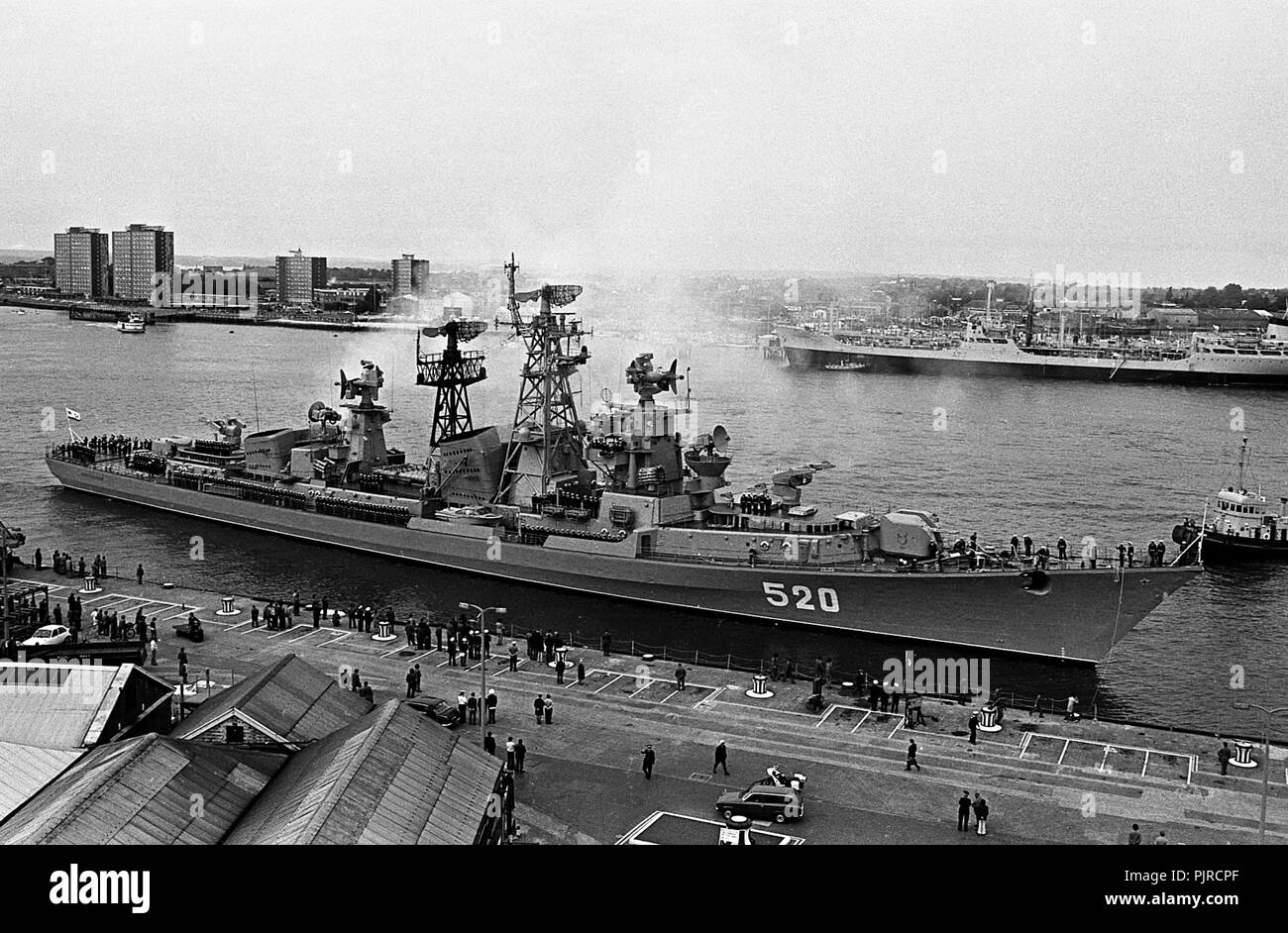 AJAXNETPHOTO. 28TH MAY 1976. PORTSMOUTH,ENGLAND. SOVIET VISITOR ...