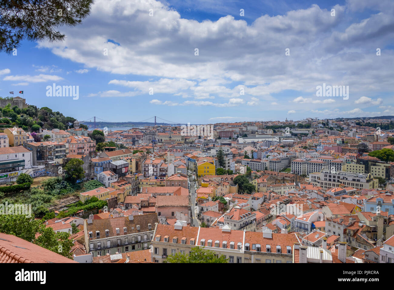 Lissabon baixa hi-res stock photography and images - Alamy