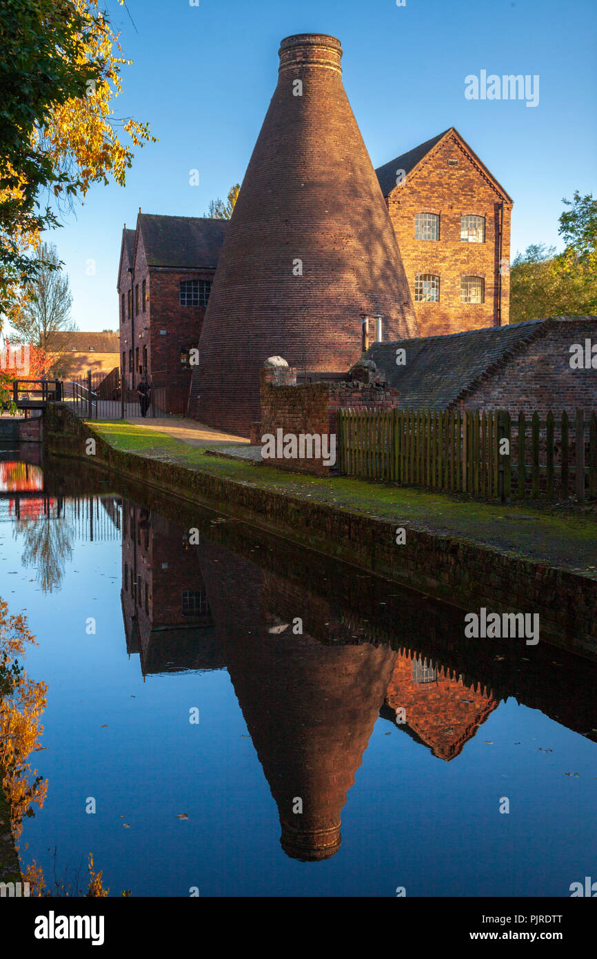 Ironbridge gorge coalport hi-res stock photography and images - Alamy