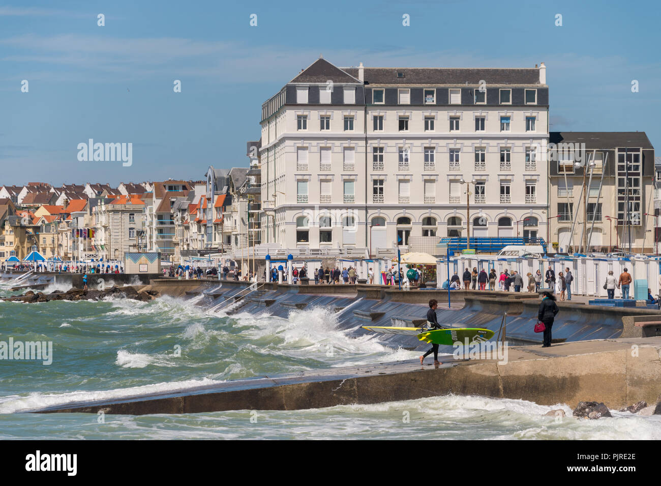 Wimereux water front promenade hi-res stock photography and images - Alamy