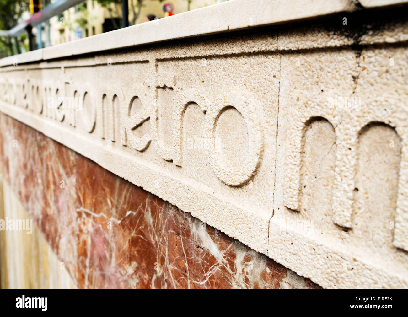 Metro line sign hi-res stock photography and images - Alamy