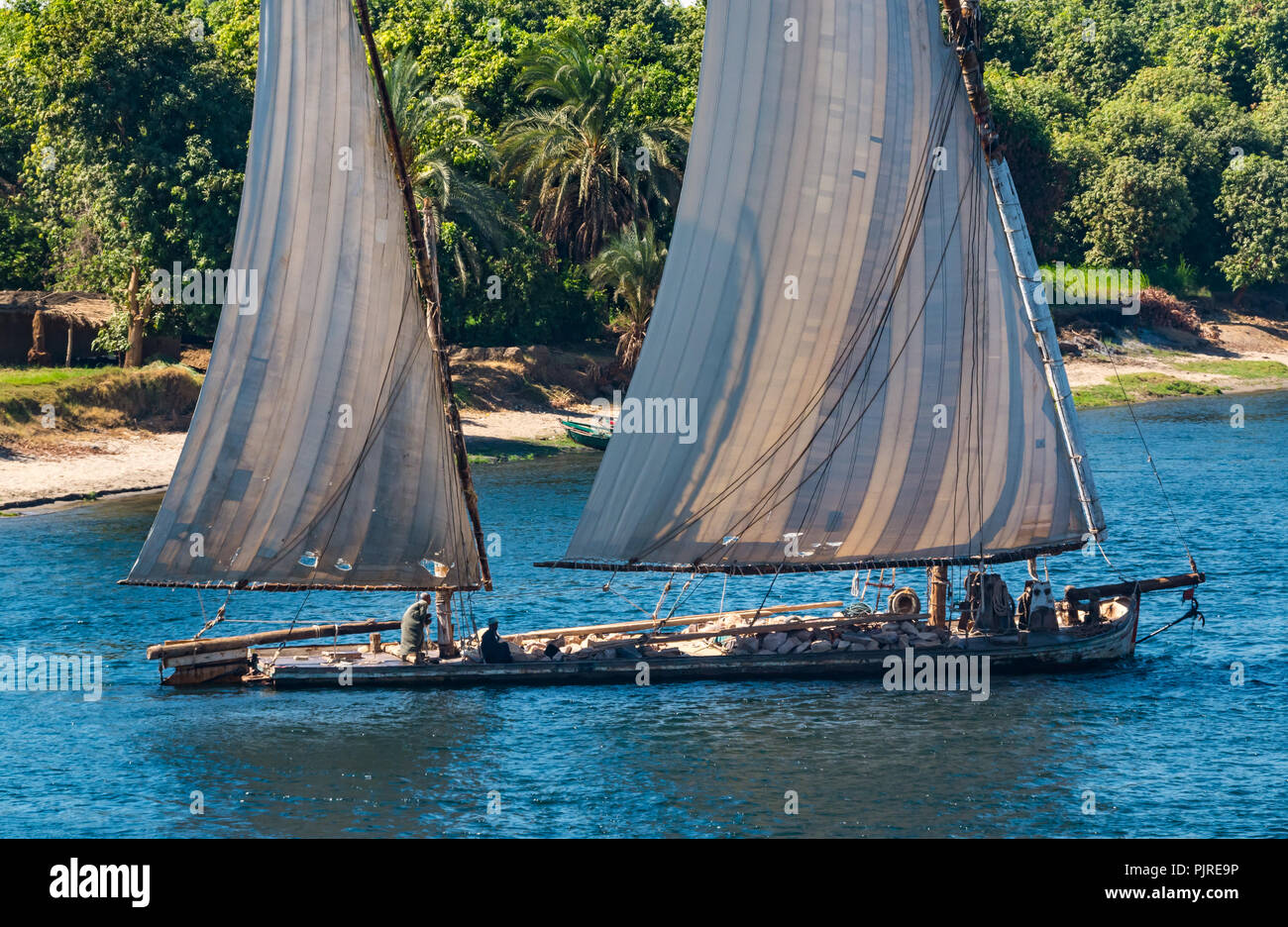 Egyptian men working hi-res stock photography and images - Alamy