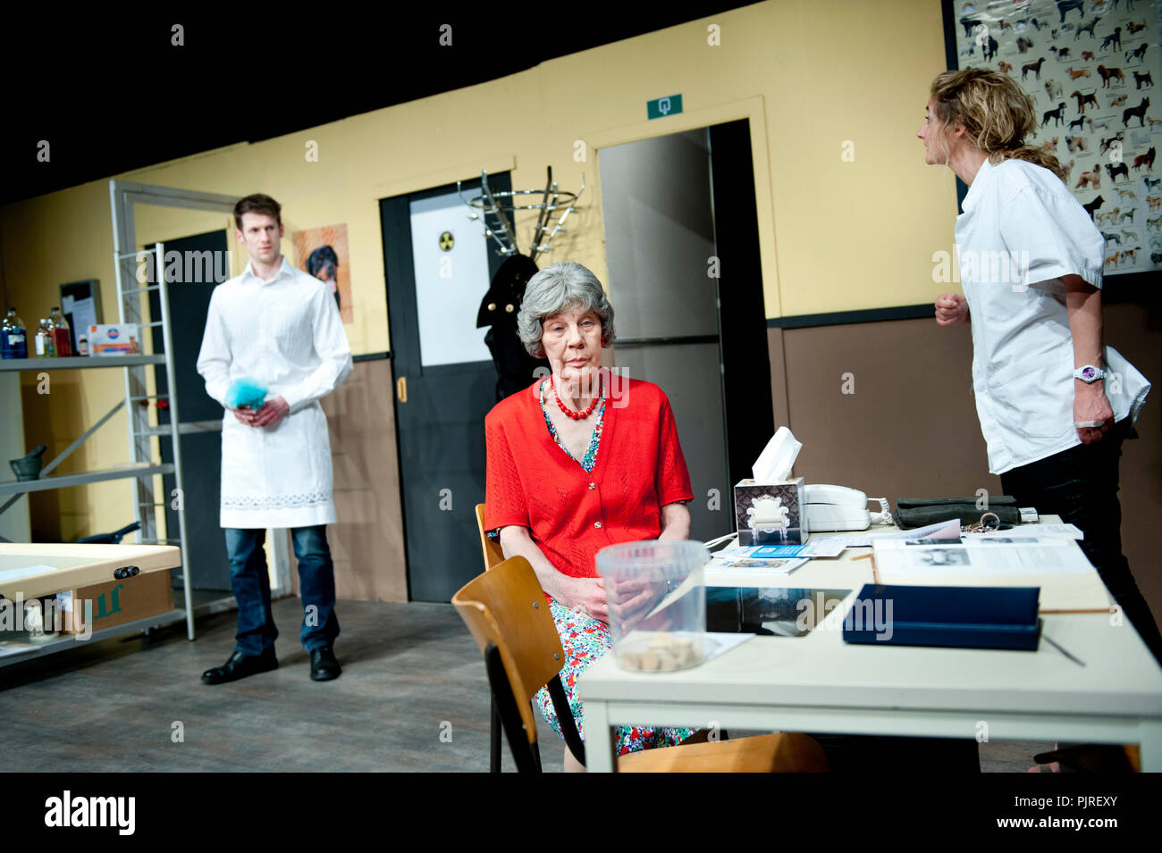 Hilda vleugels hi-res stock photography and images - Alamy