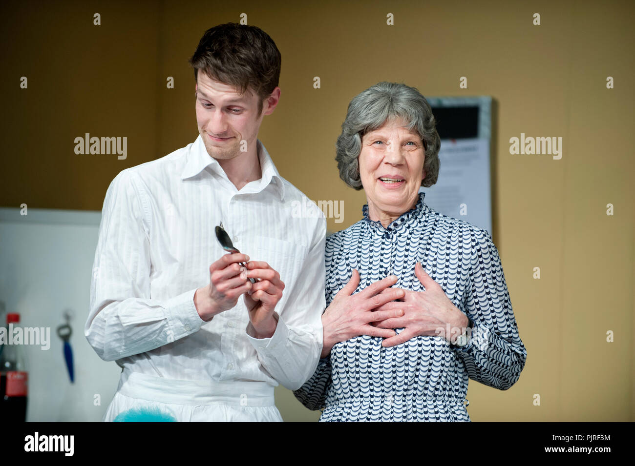 Theatre company Willen Is Kunnen playing "Milleke Van Heule" from Hilda ...