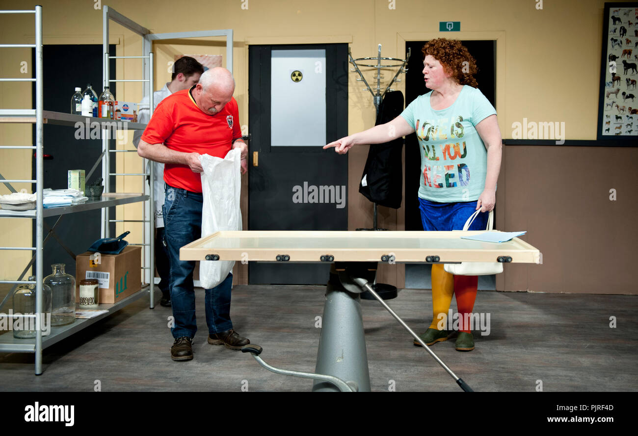 Theatre company Willen Is Kunnen playing "Milleke Van Heule" from Hilda ...