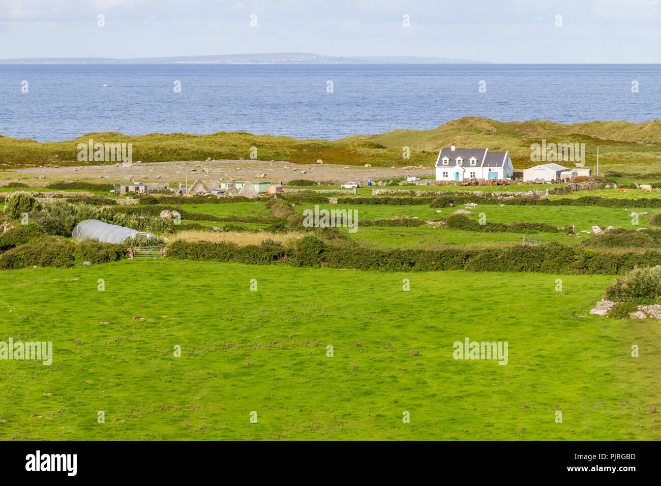Fanore village burren hi-res stock photography and images - Alamy