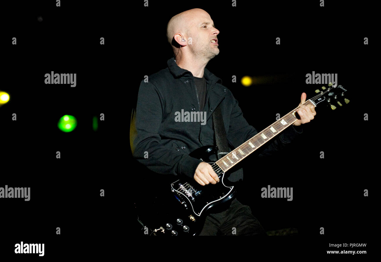 30 feel hi-res stock photography and images - Alamy