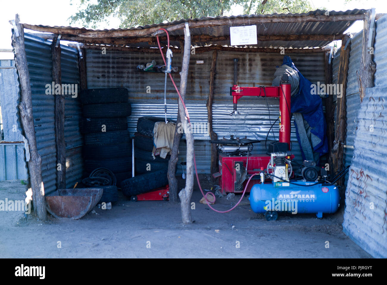 Tyre repair hi-res stock photography and images - Alamy