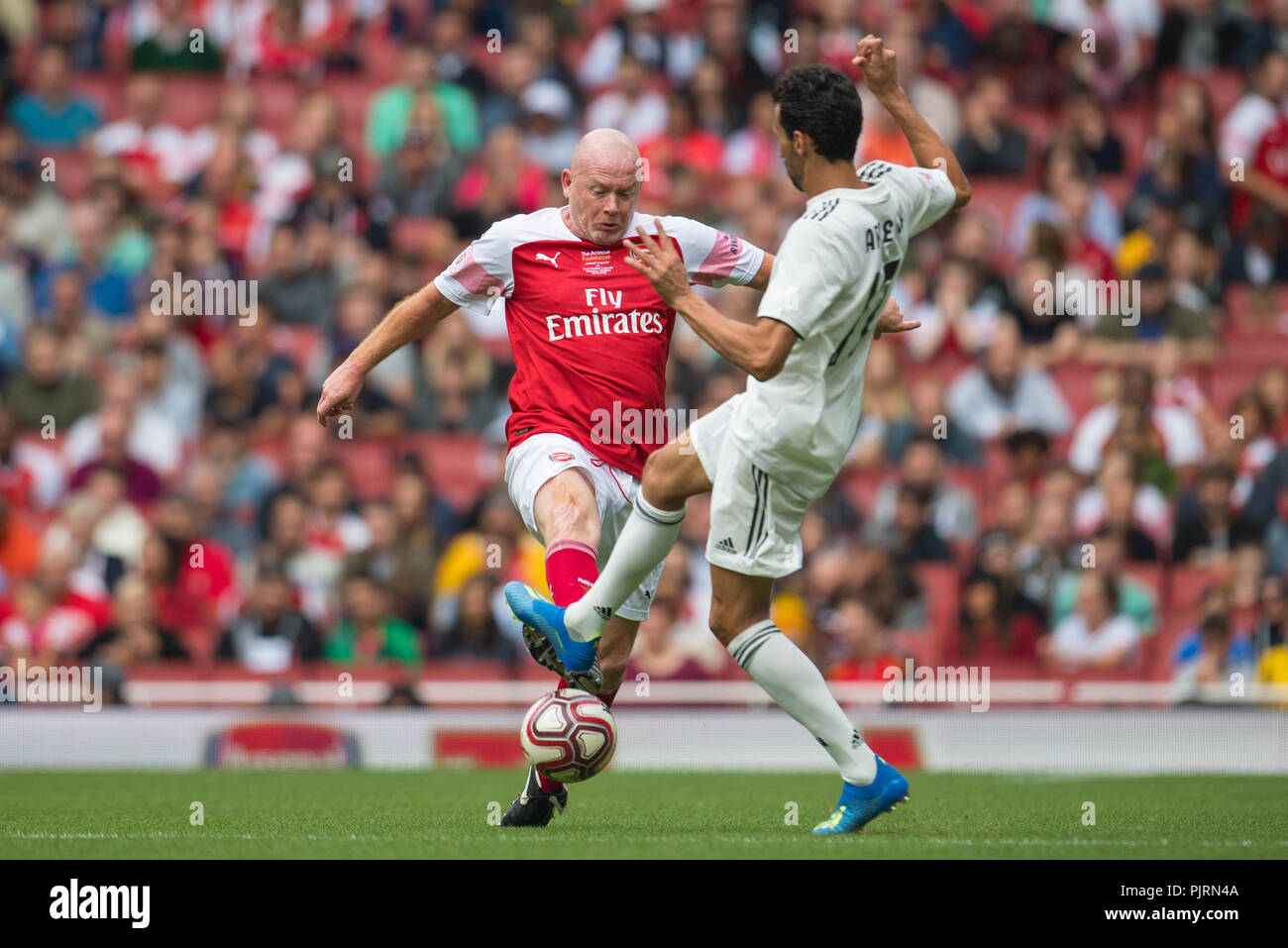 Legends match emirates stadium hi-res stock photography and images - Alamy