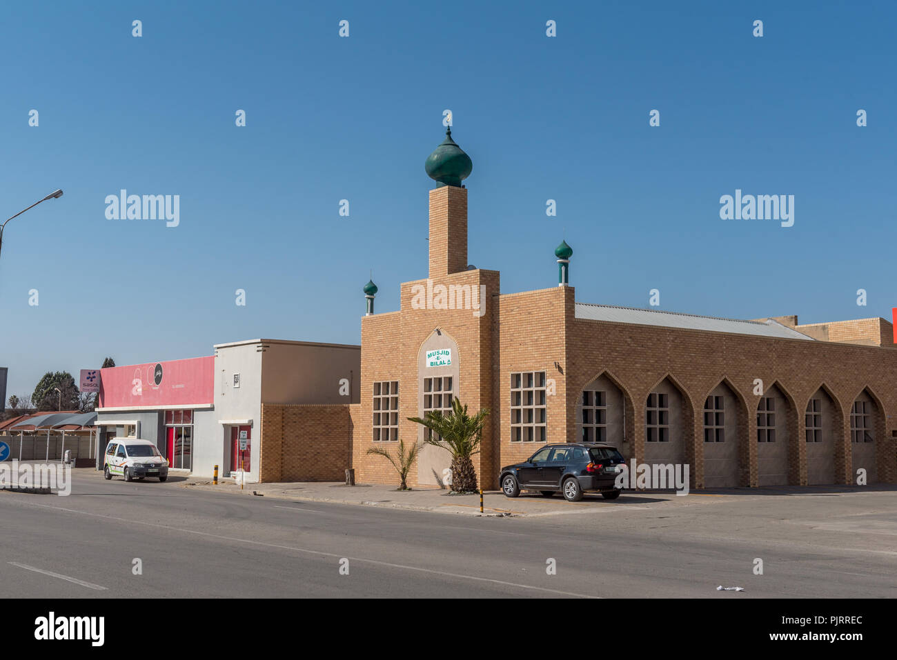 KROONSTAD. SOUTH AFRICA, JULY 30, 2018: A street scene, with the Musjid ...