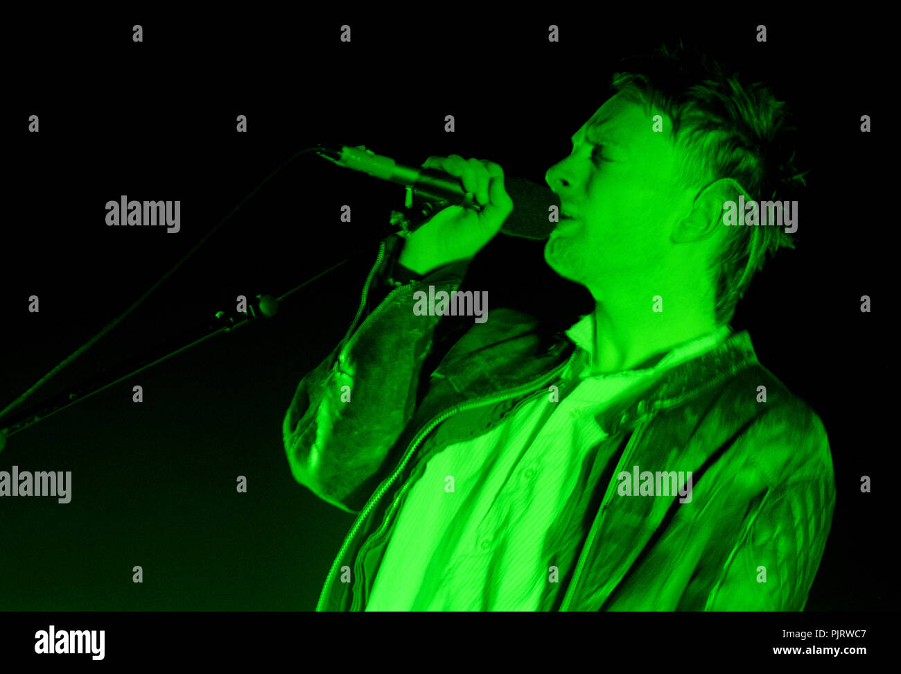 Alternatief rock hi-res stock photography and images - Alamy