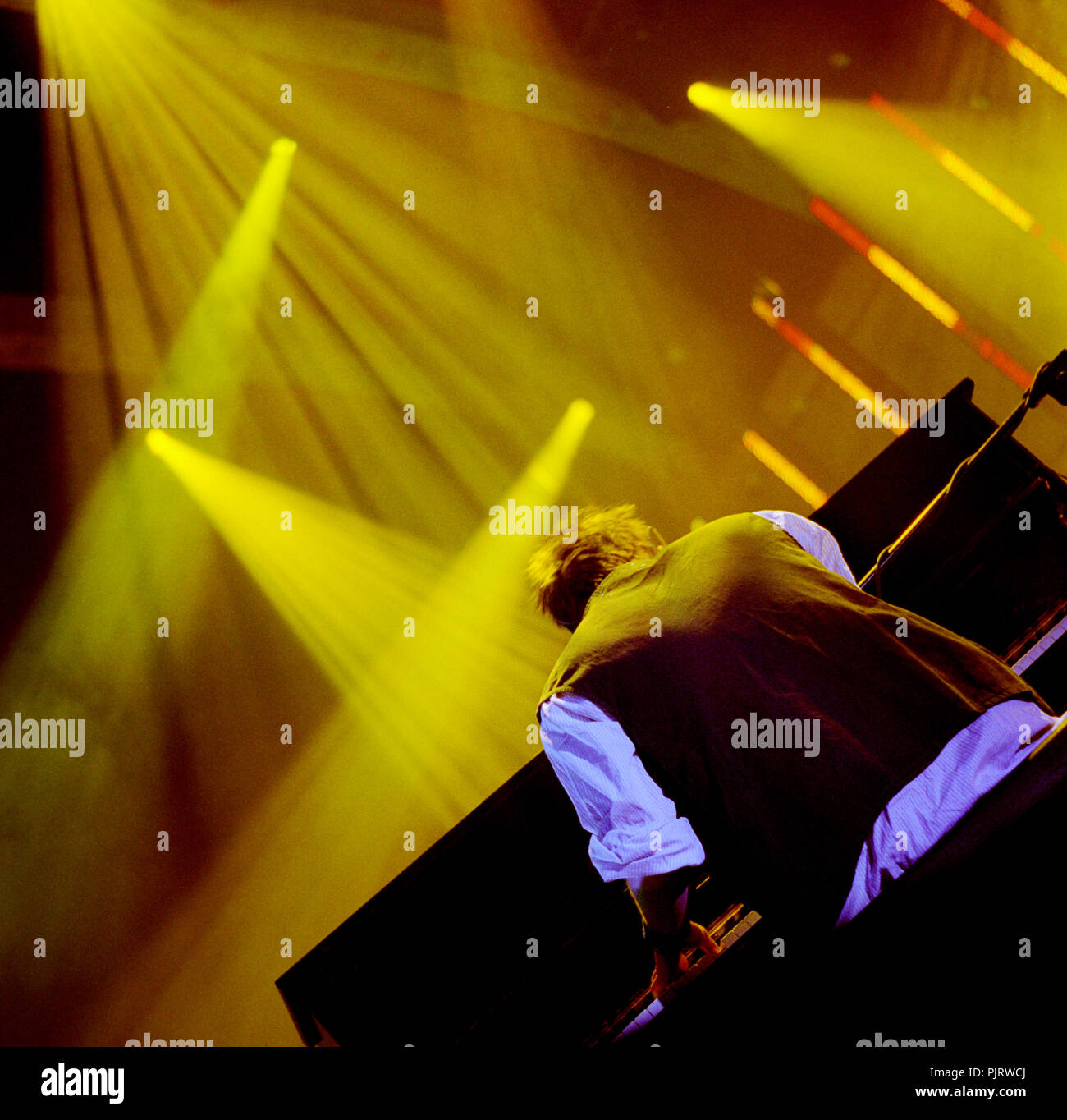 Alternatief rock hi-res stock photography and images - Alamy