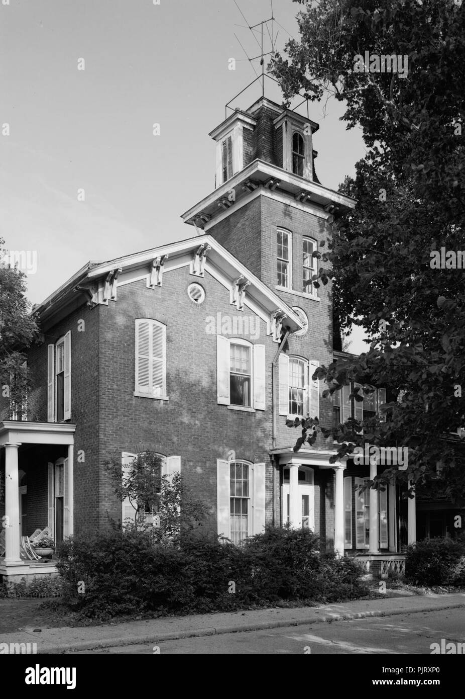 Bates house hi-res stock photography and images - Alamy