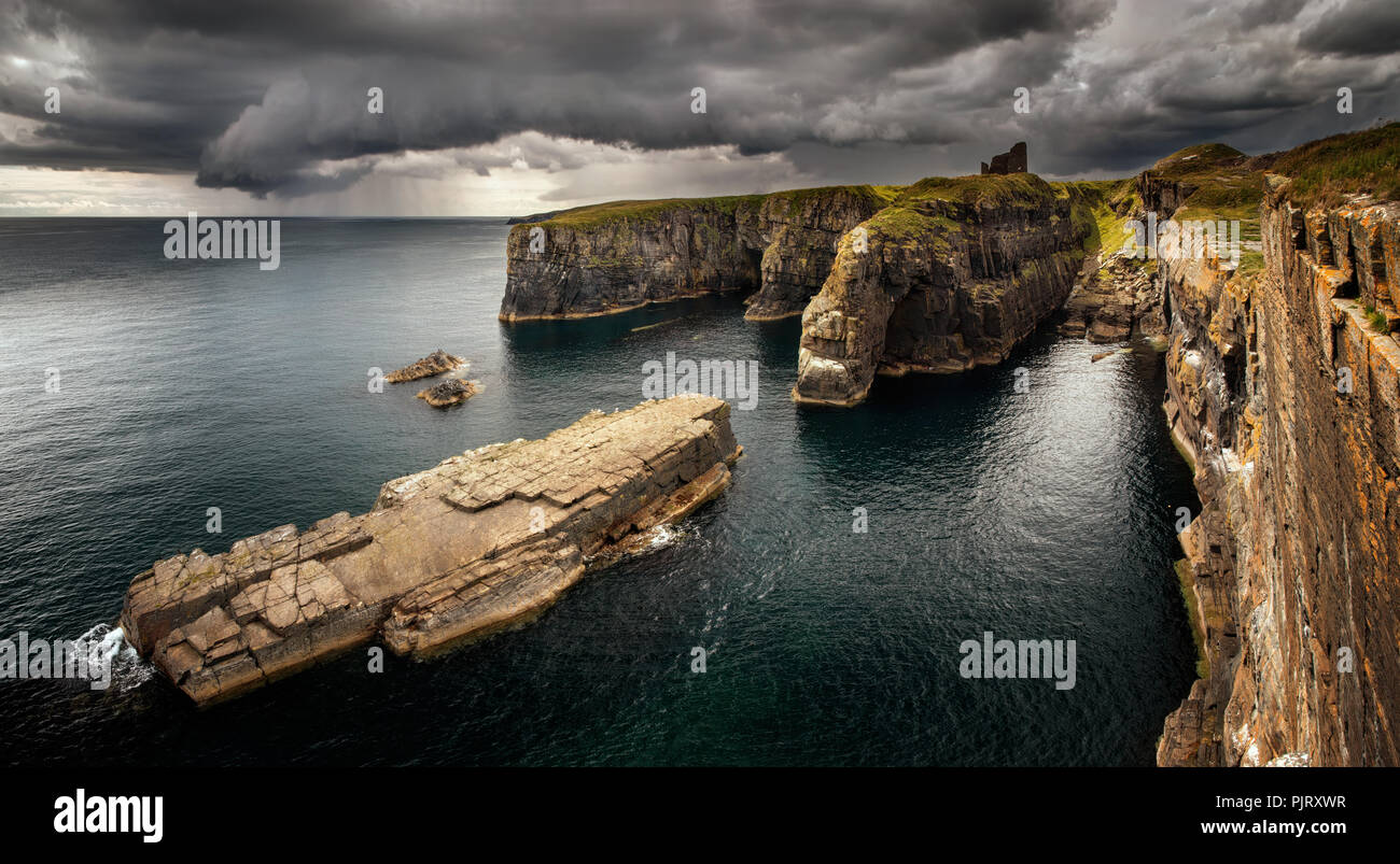 Old wick castle hi-res stock photography and images - Alamy