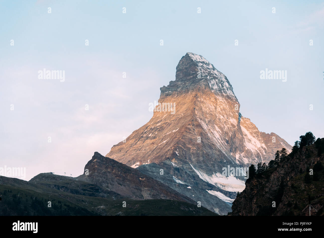 Matterhorn mountain silhouette hi-res stock photography and images - Alamy