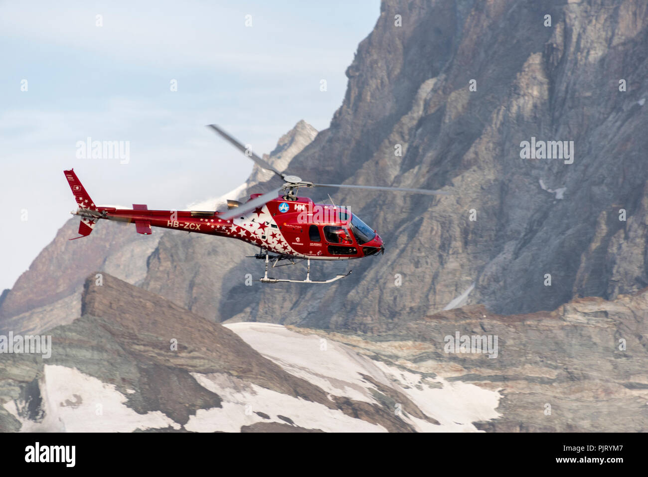 Close up red yellow helicopter hi-res stock photography and images - Alamy