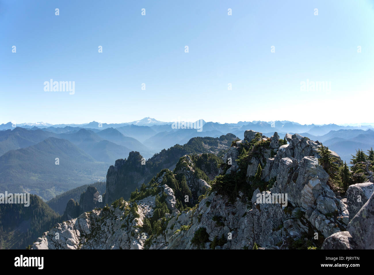 Cascade mountain range hi-res stock photography and images - Alamy