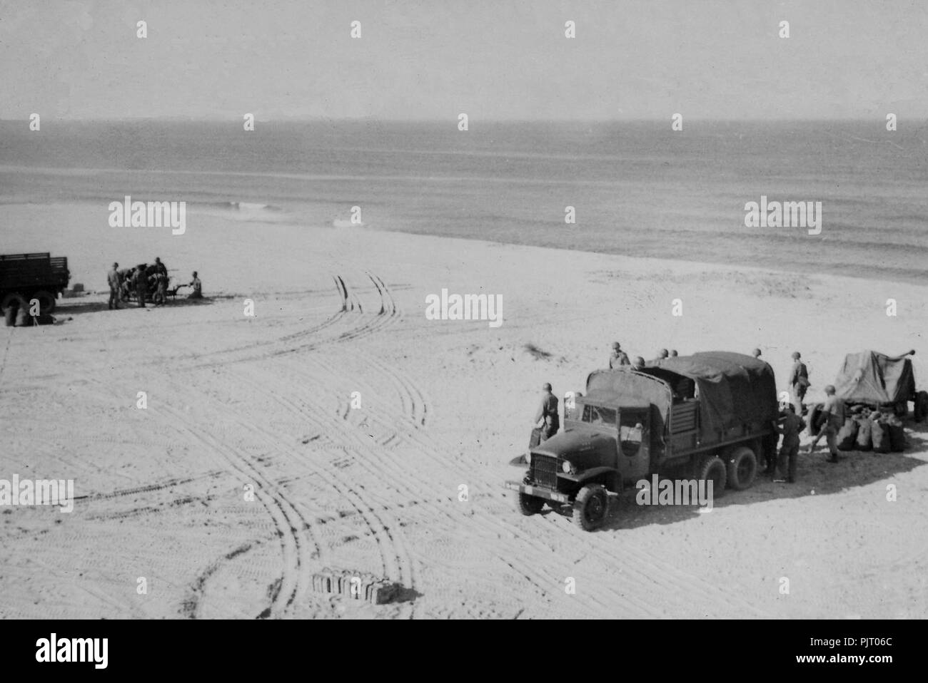 Firing line hi-res stock photography and images - Alamy