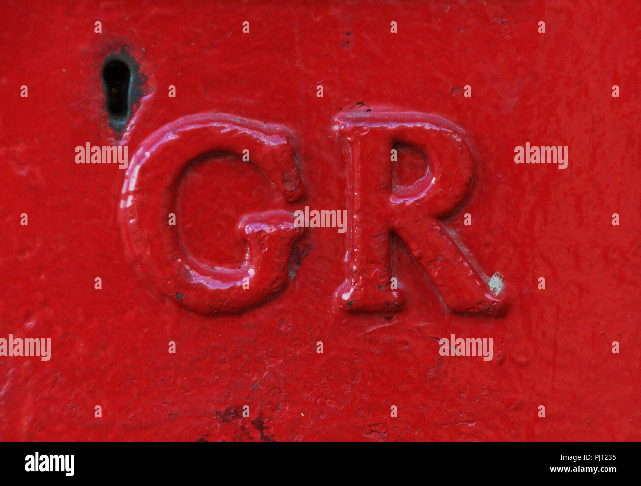 Old gr red post box hi-res stock photography and images - Alamy