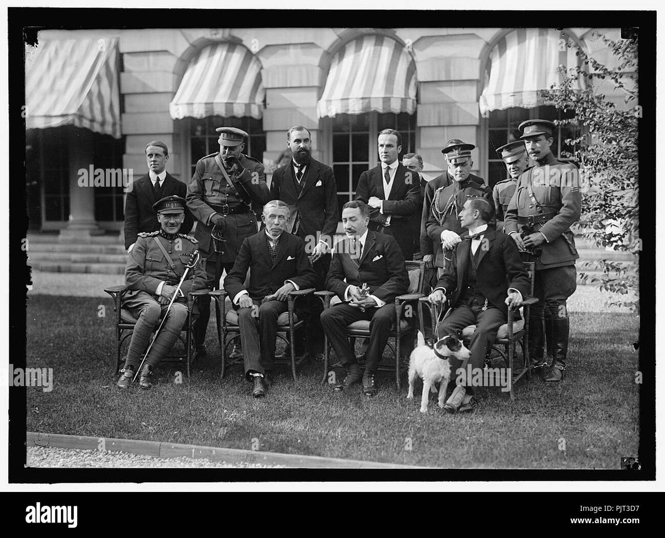Hugh gibson art hi-res stock photography and images - Alamy