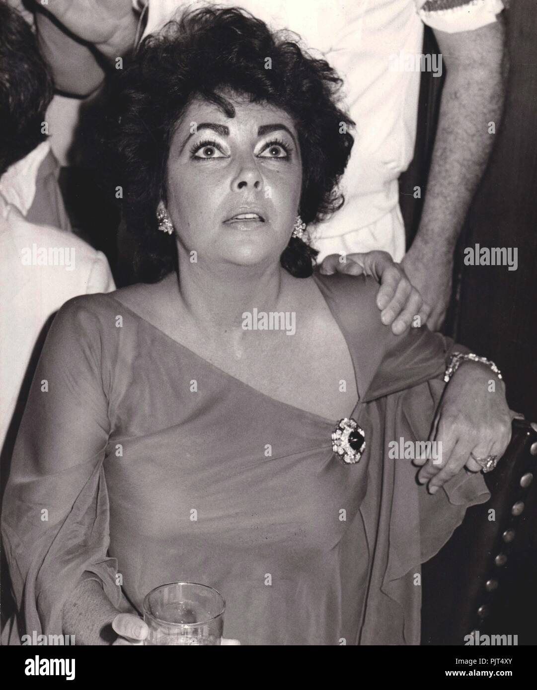 Elizabeth taylor 1985 hi-res stock photography and images - Alamy
