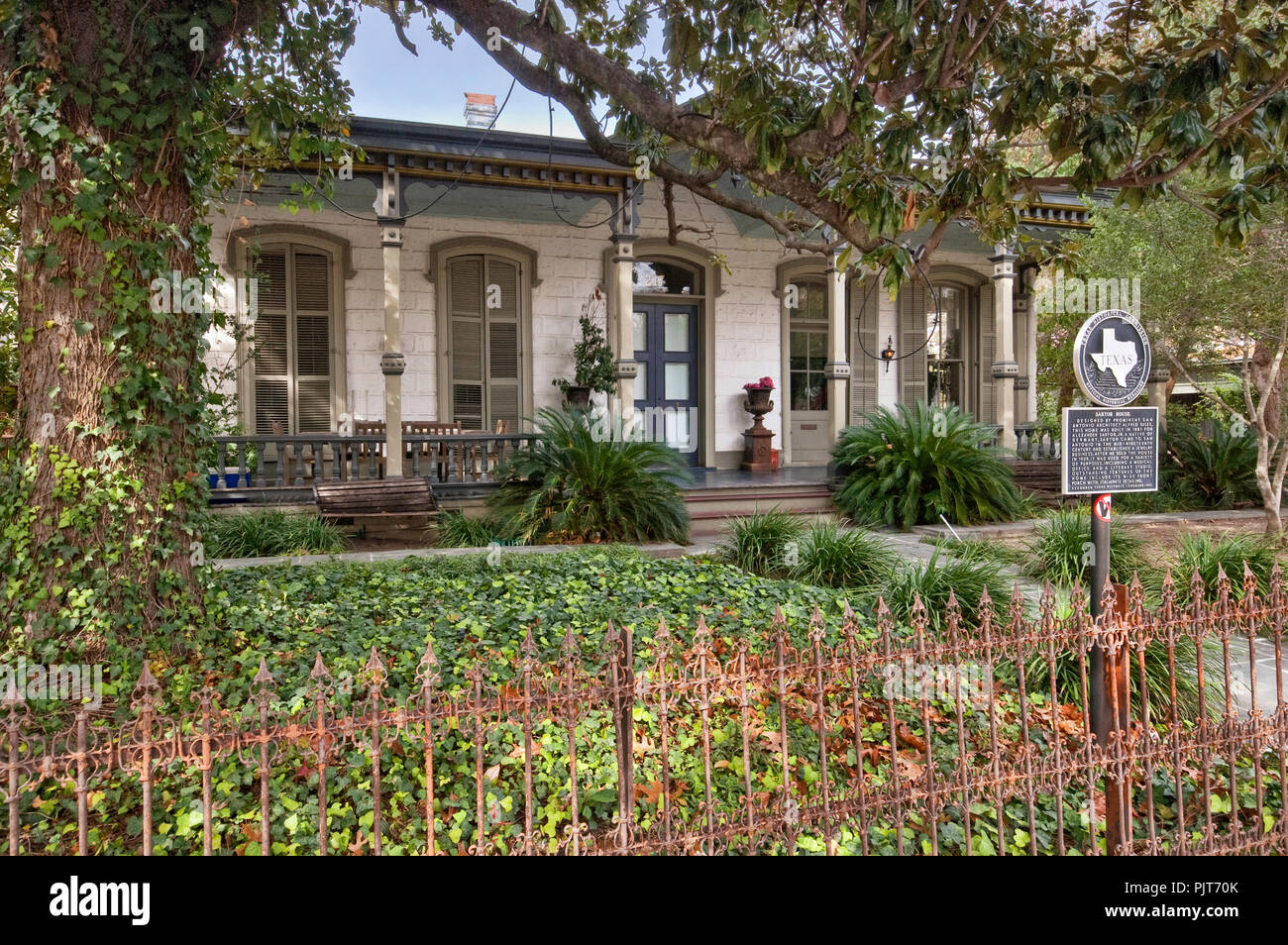 Sartor house hi-res stock photography and images - Alamy