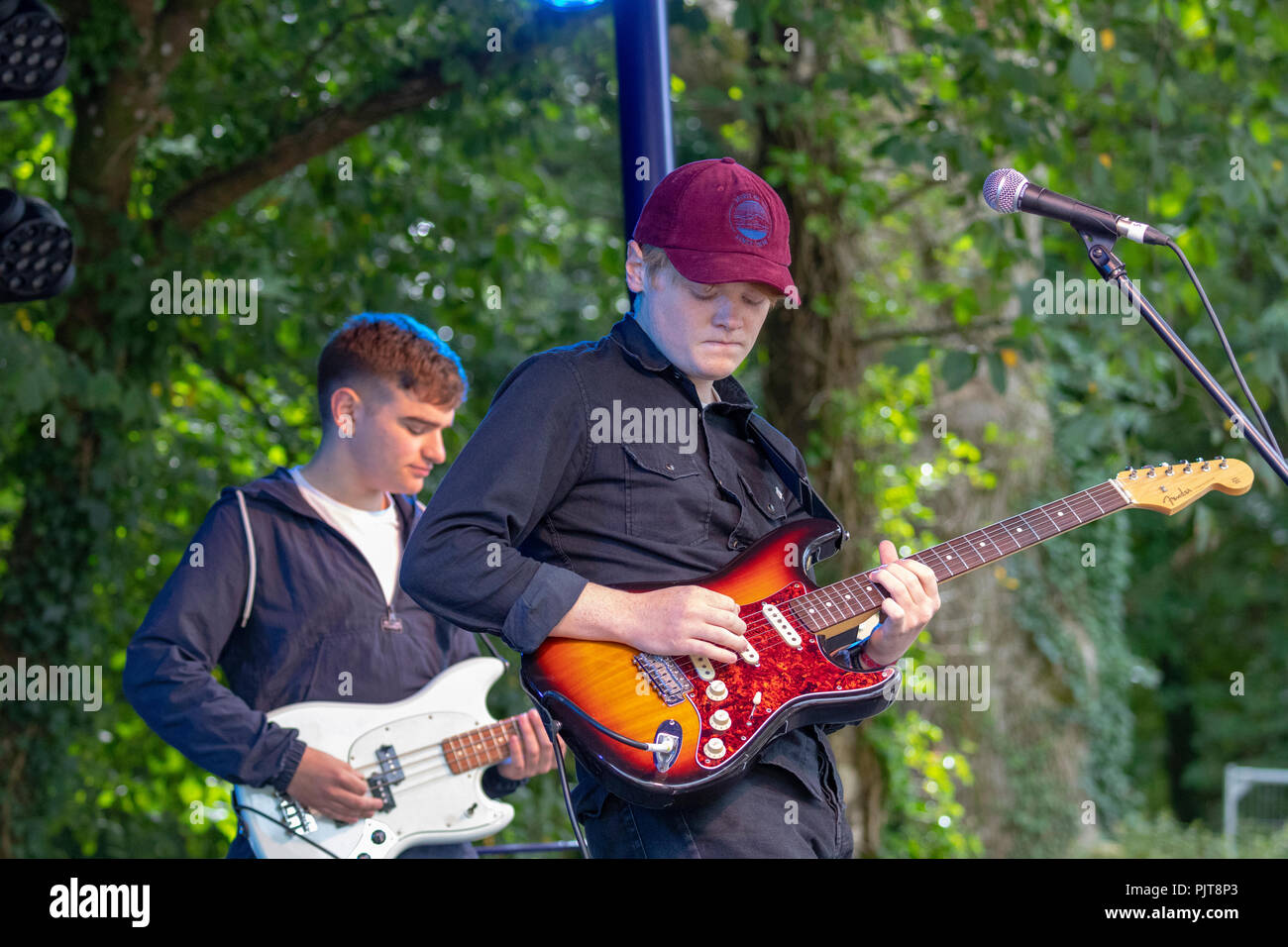 Welsh band hi-res stock photography and images - Alamy