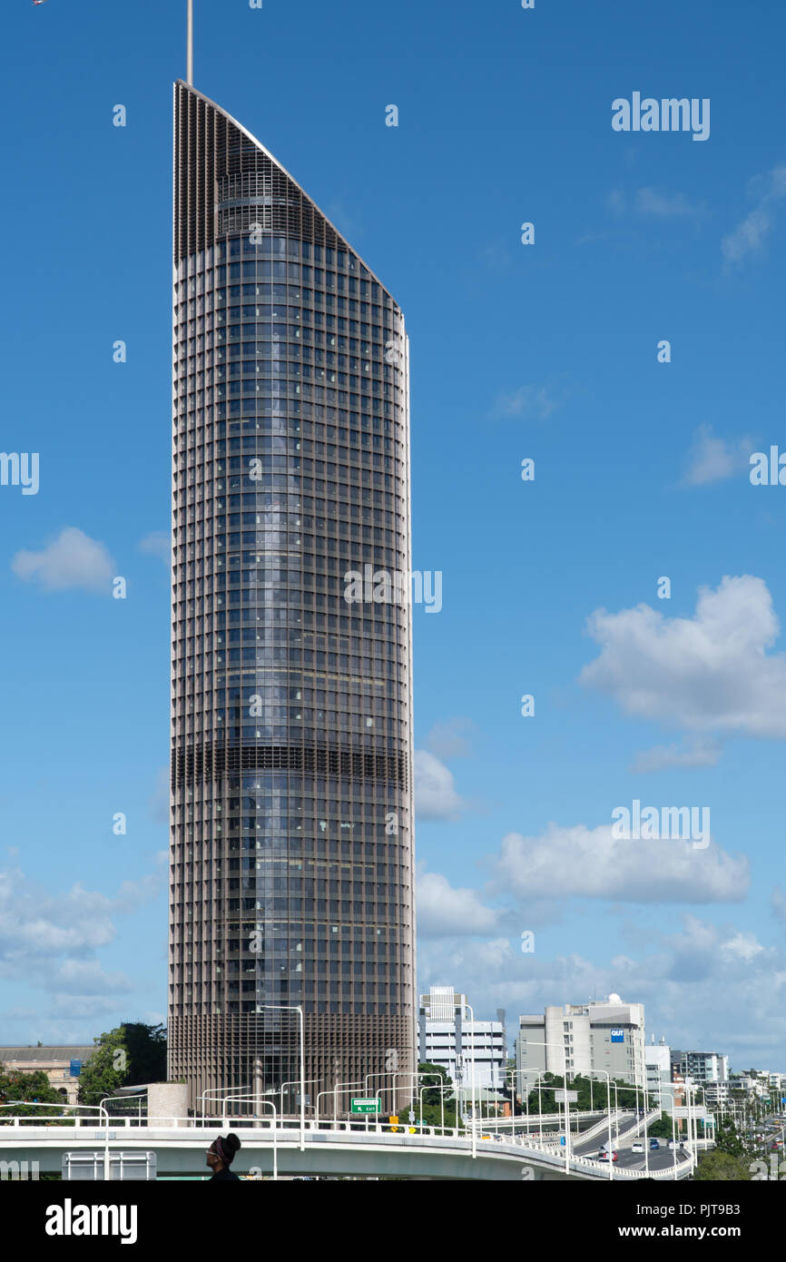 single skyscraper in Brisbane Stock Photo - Alamy