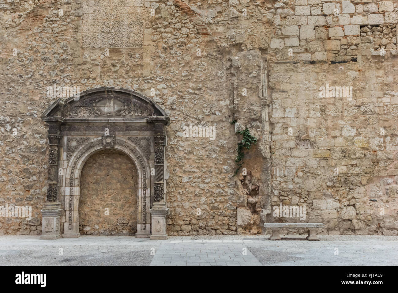 Church in burgos hi-res stock photography and images - Alamy