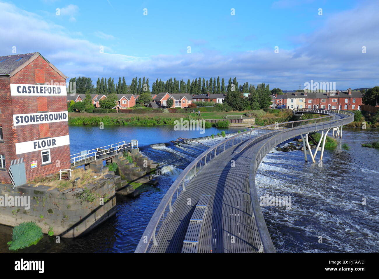 Bridge across the river aire hi-res stock photography and images - Alamy
