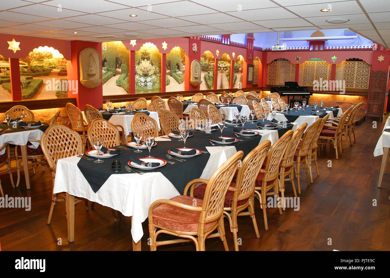 Indian fine dining Stock Photo - Alamy