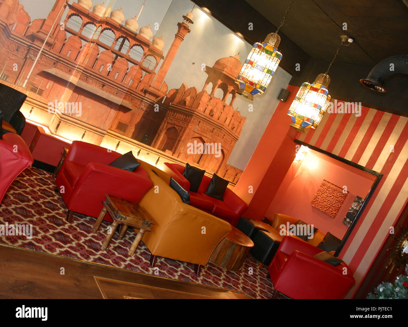 Indian fine dining Stock Photo - Alamy