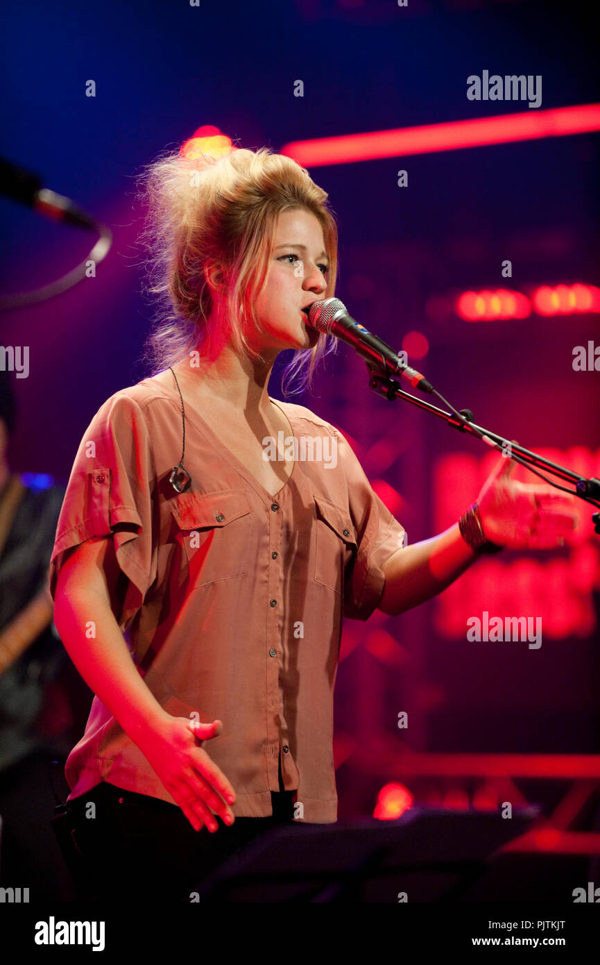 Chanteuse belge hi-res stock photography and images - Alamy